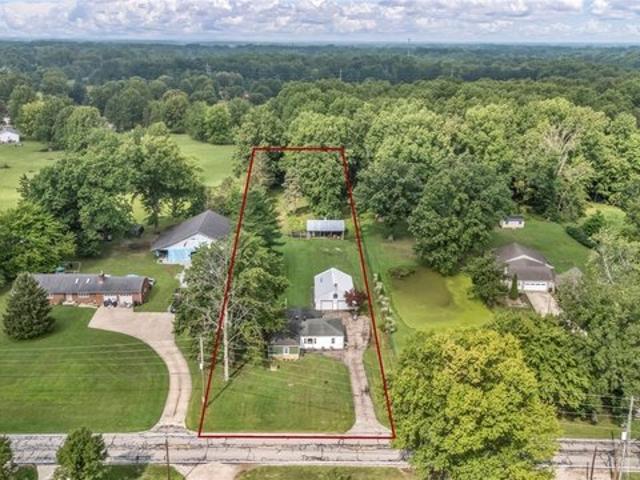 11690 Durkee Rd, Grafton, OH 44044