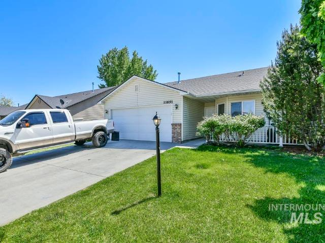 11691 W Blueberry Ave