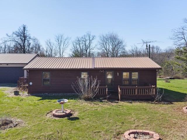 11696 E Short Rd, Springville, IN 47462