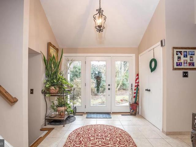 11696 Fox Glen Drive