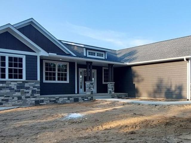 1169 Mayo Rd SW, Pequot Lakes, MN 56472