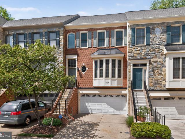 1169 Regal Oak Dr, Rockville, MD 20852 | MLS #MDMC2227 | Compass