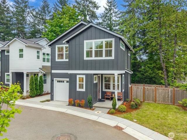 11603 NE 155th St, Kirkland, WA 98034