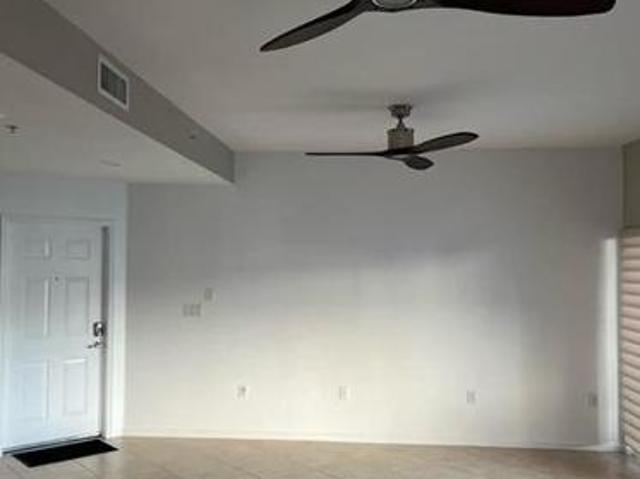 11603 NW 89th St #218, Doral, FL 33178