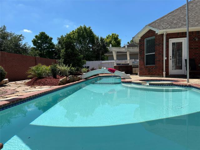 11603 Shoal Landing Street