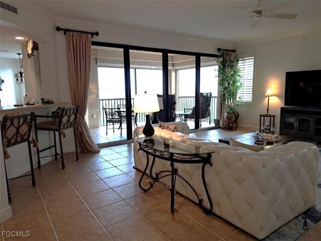 11600 Court of Palms, Unit 206, Fort Myers, FL 33908 | MLS #2025000