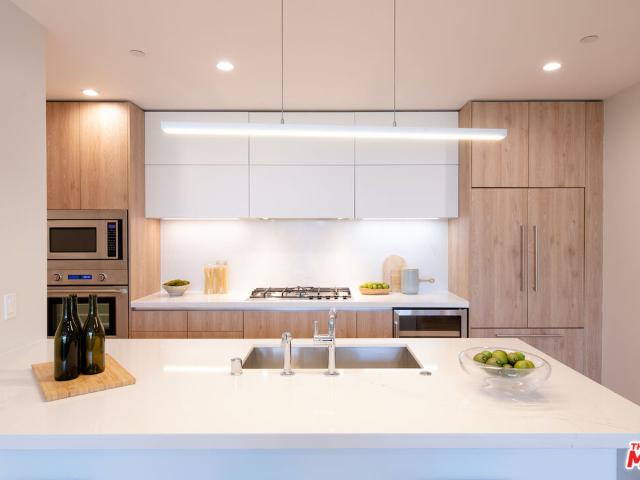 11600 Dunstan Way, Unit 301, Los Angeles, CA 90049 | MLS #26663