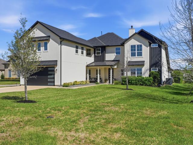 11600 Grand View Drive