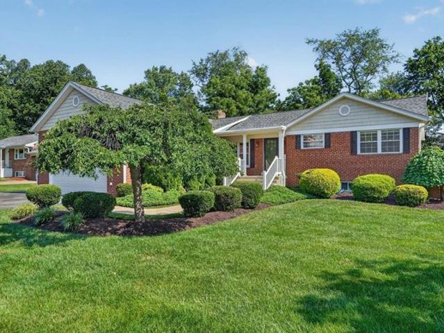 11600 Leehigh Dr, Fairfax, VA 22030