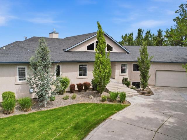 11601 W Campanula Dr