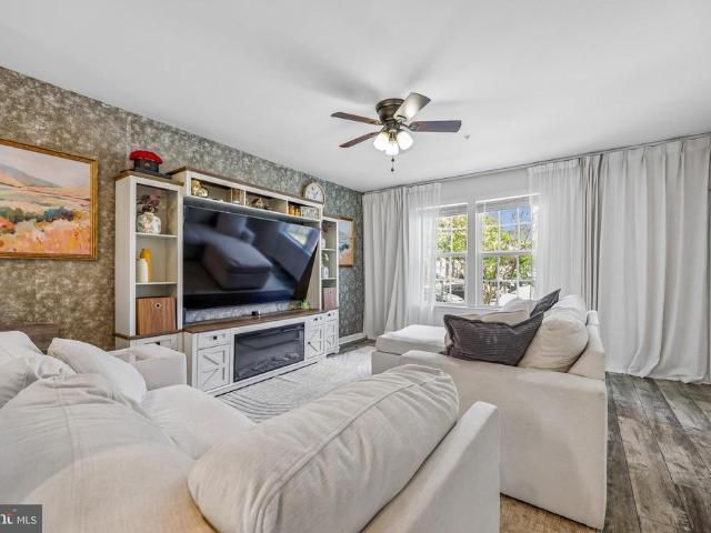 11601 Emerald Green Drive # 906A