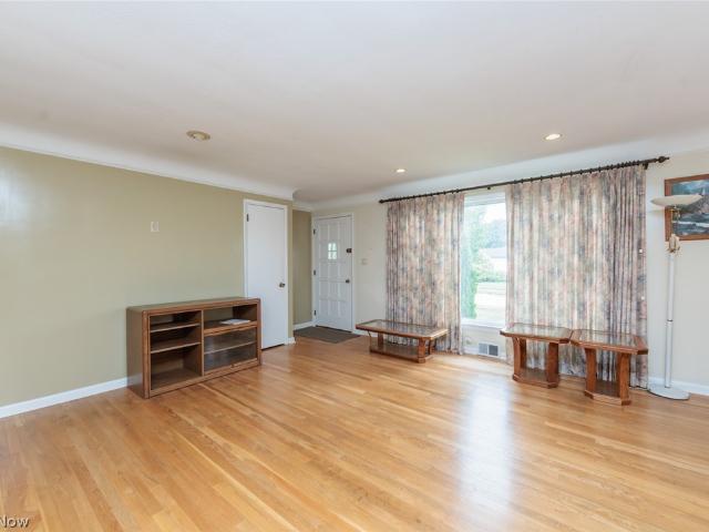 11601 Glamer Drive