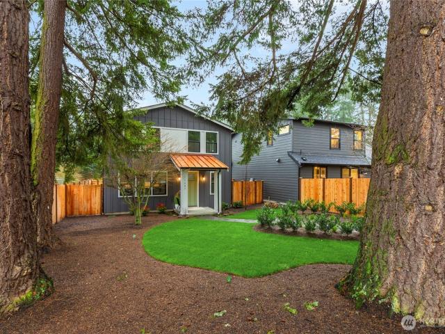 11607 NE 112th St, Unit 2, Kirkland, WA 98033 | MLS #2464 | Compass