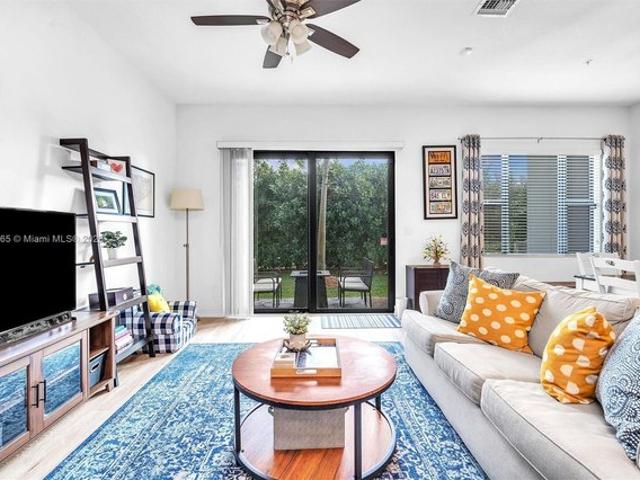 11607 SW 13th Dr Unit 11607, Pembroke Pines, FL 33025