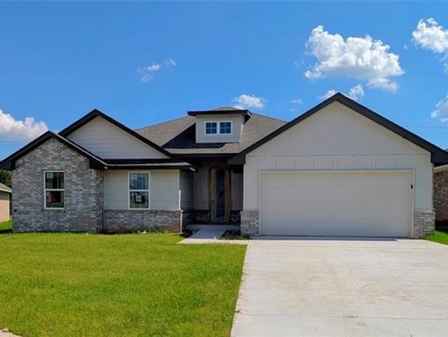 11604 SW 15th Ter, Yukon, OK 73099