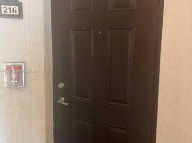 11605 NW 89th St #216, Doral, FL 33178
