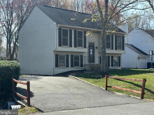 11609 Hampstead Dr, Fredericksburg, VA 22407