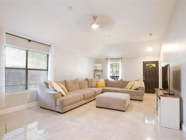 11609 Loweswater Ln