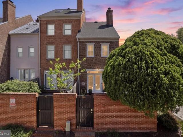 1160 N Pitt St, Alexandria, VA 22314