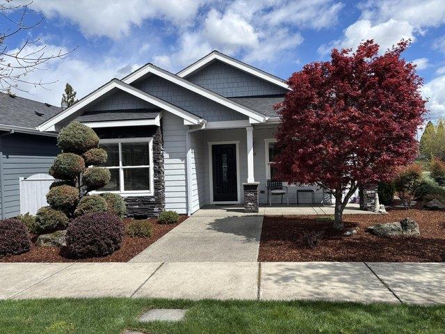 1160 Boulder Ridge St, Central Point, OR 97502