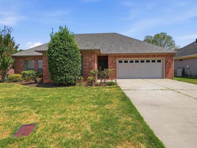 1160 Calloway Dr, Conway, AR 72034