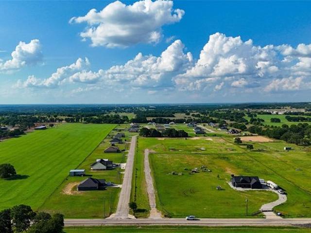 1160 Doss Rd, Millsap, TX 76066