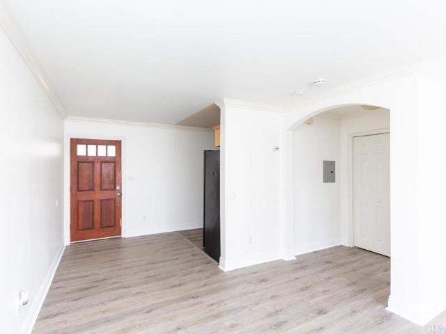 1160 E Lexington Avenue 3