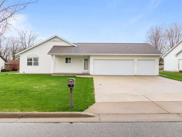 1160 Harold Dr, Menasha, WI 54952