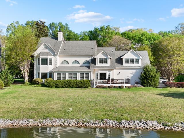 1160 Heritage Landing Drive