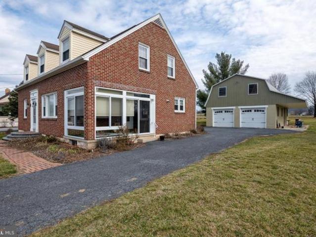 1160 Reading Rd, Narvon, PA 17555