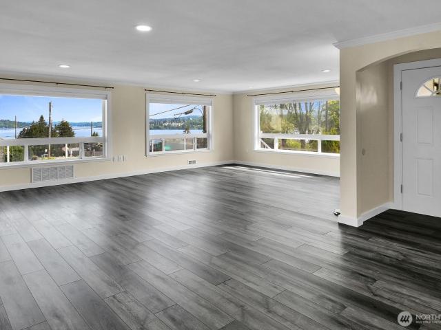 1160 th Avenue S