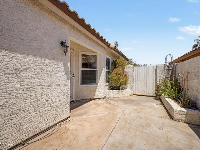 1160 w kingbird drive