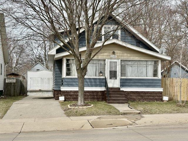 1160 W Laketon Ave, Muskegon, MI 49441
