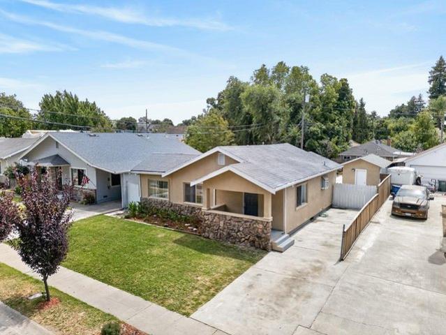 1160 1st Ave, Walnut Grove, CA 95690