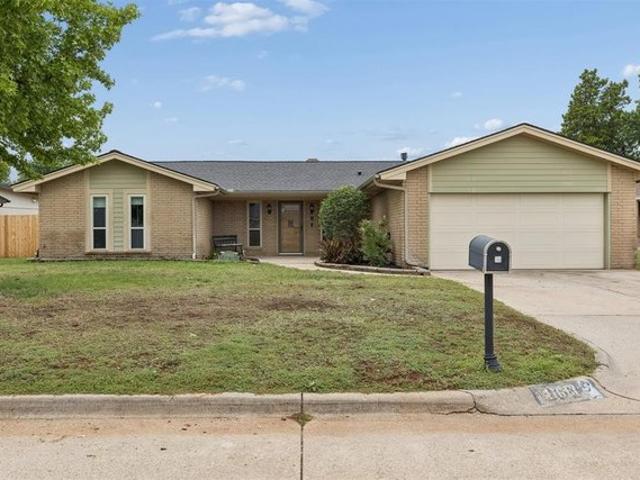 11613 Century Dr, Oklahoma City, OK 73162