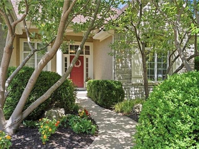 11610 W 147th St, Olathe, KS 66062