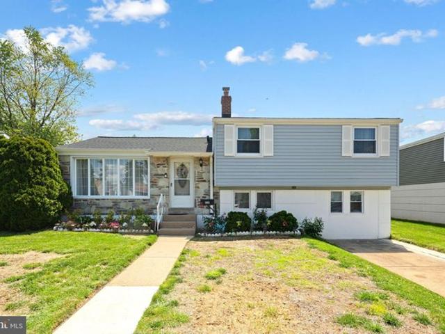 11611 Kelvin Ave, Philadelphia, PA 19116