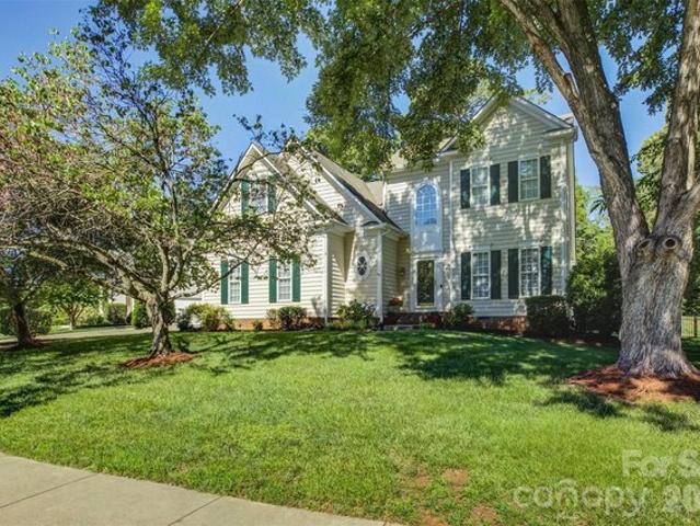 11611 Knightsdale Dr, Charlotte, NC 28277