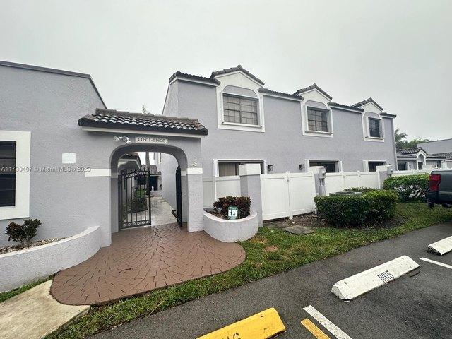 11611 NW 11th St Unit 11611, Pembroke Pines, FL 33026