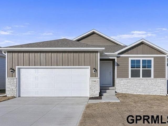 11612 S 56th St, Bellevue, NE 68133