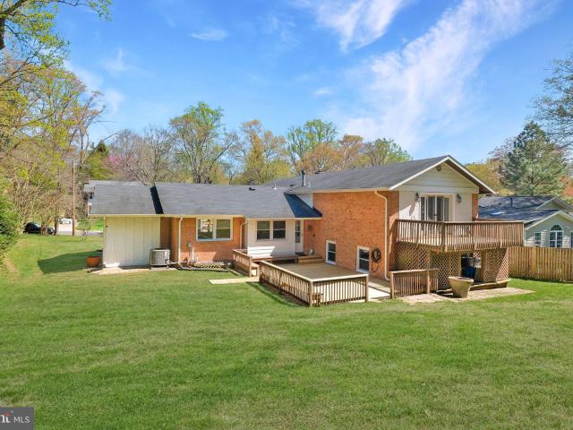11612 Stonewood Ln, North Bethesda, MD 20852 | MLS #MDMC2226 | Compass
