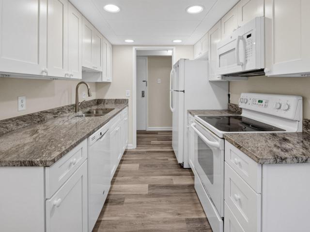 11617 Stoneview Square # 1B
