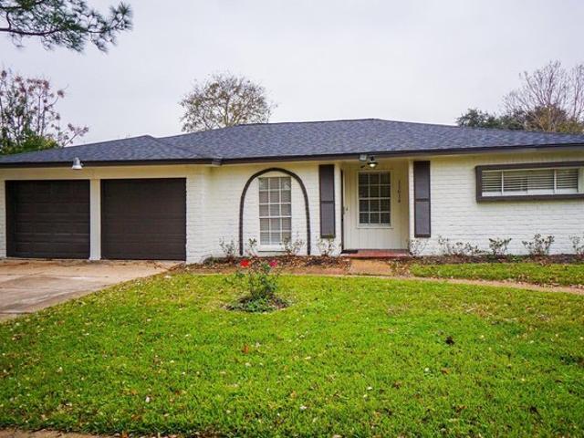 11614 Brookledge Dr, Houston, TX 77099