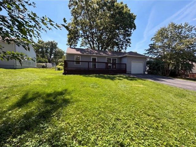 11615 W 68th St, Shawnee, KS 66203