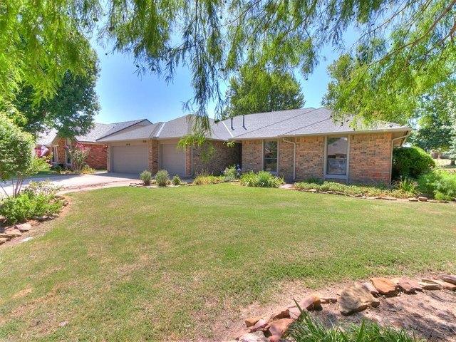 11616 Hackney Ln, Yukon, OK 73099