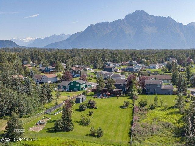 11619 E Annie Ln, Palmer, AK 99645