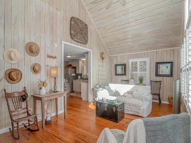 11619 Ocean Hwy