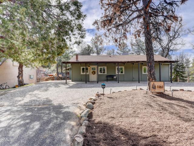 1161 E ELK Trail