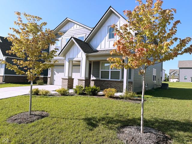 1161 Elmwood Lane