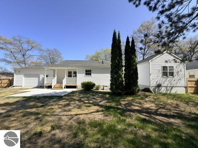 1161 Forest